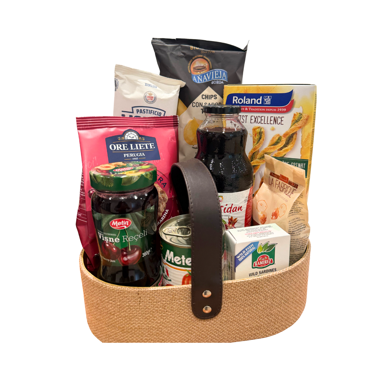 Gourmet Delight - Luxury Food Hamper | Fine Cheeses & Charcuterie ...